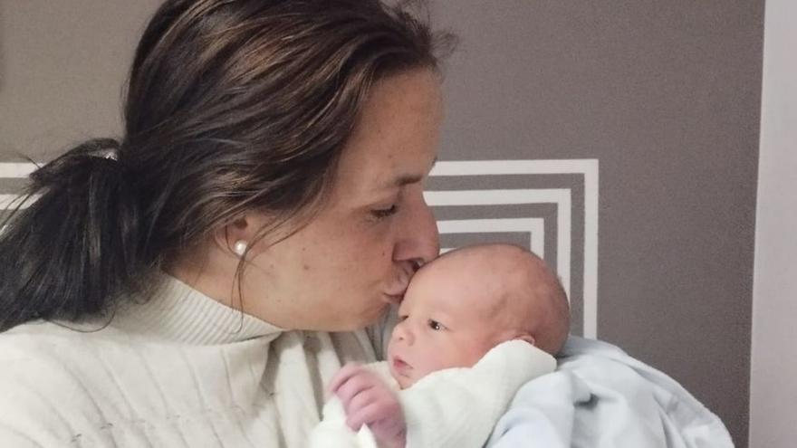 Bienvenida al pequeño Adrián - La Opinión de Zamora