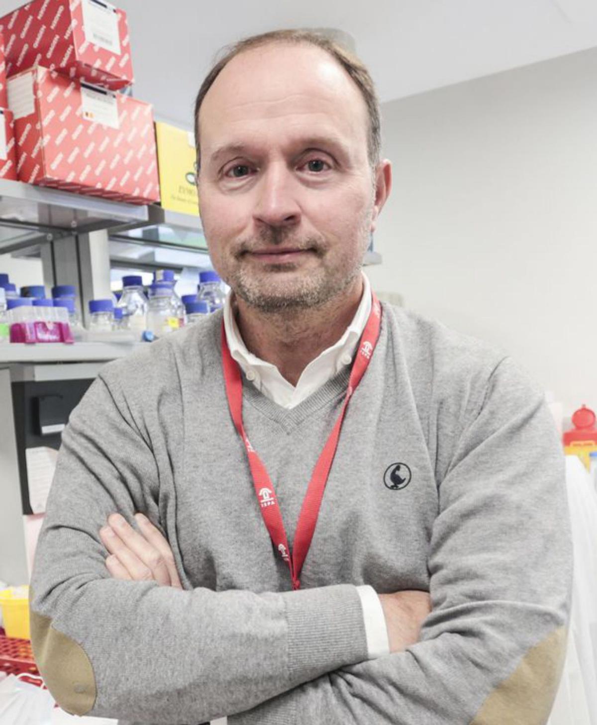 Mario Fernández Fraga, premio "Investigador Distinguido" de la Academia ...