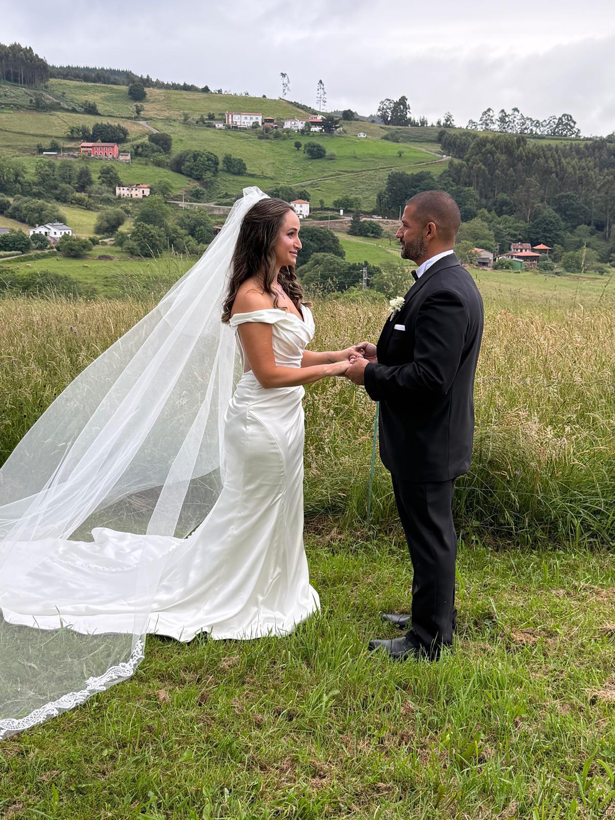 EN IMÁGENES: Así fue la boda en Llanera de Mónica Suárez y Anthony ...