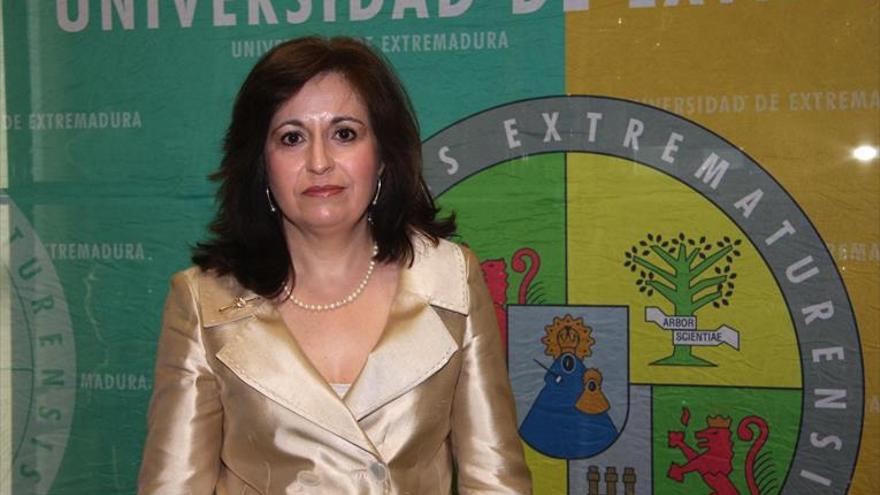 Isabel López obtiene el Premio de Investigación García Baena