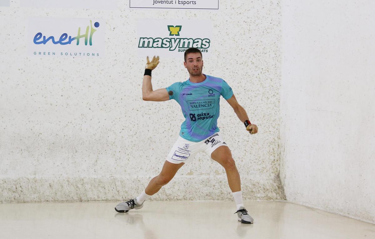 Salelles II entra a última hora i dona la sorpresa en la Copa Caixa Popular