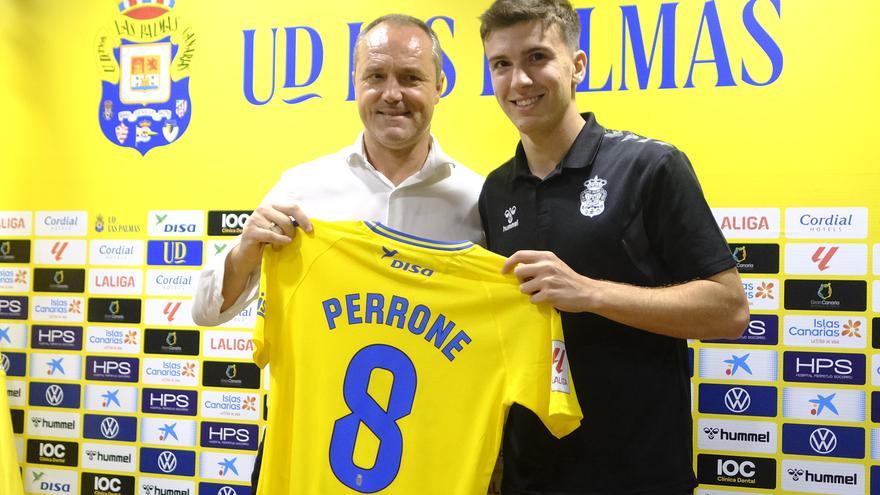 FOTOS: Presentación de Maxi Perrone, nuevo jugador de la UD Las Palmas