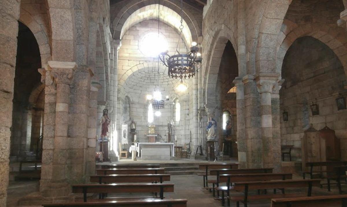 Turismo en Galicia | Santa María de Mezonzo, un emblema do románico ...