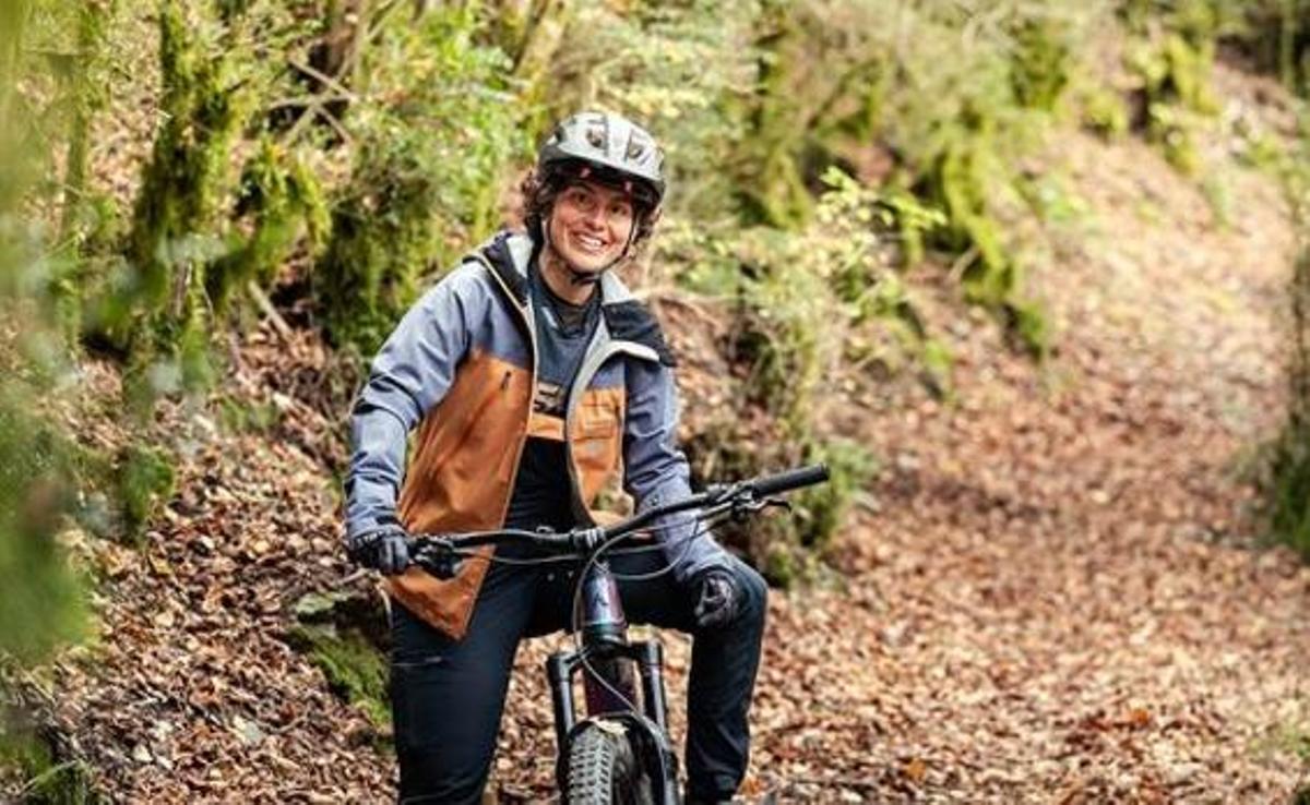 La ciclista de enduro Ares Masip denuncia un intento de violación ...