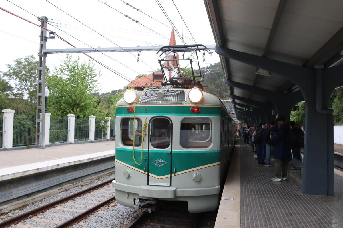 El histórico Tren Granota de FGC hace un viaje desde Rubí hasta Les ...