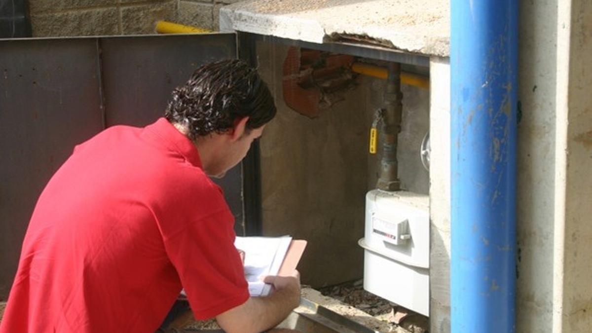 Dos escuelas de Esplugues ahorran 6.000 kWh de electricidad