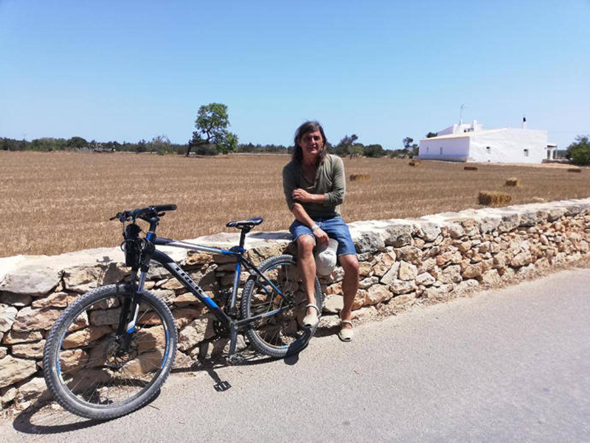 Formentera, la isla que inspira al robinsón del periodismo, Jacinto Antón