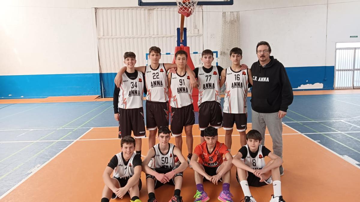 Baloncesto autonómico | El CB Anna roza la victoria ante el Básquet San ...