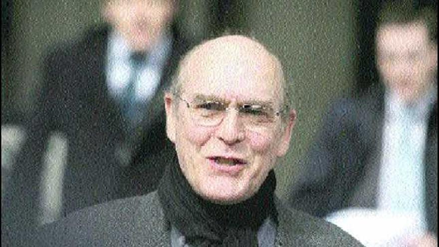 Muere Neil Aspinall, representante de los «Beatles» y gestor de la ...