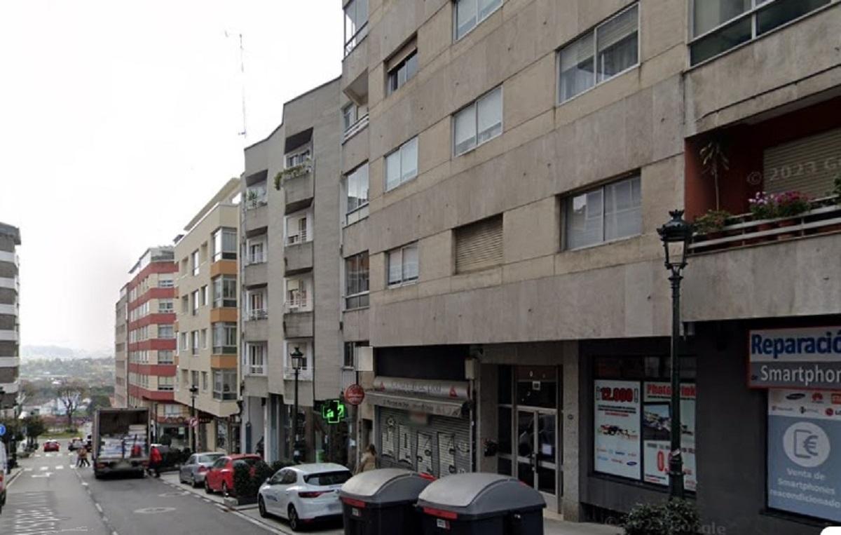 BALCONING VIGO | El 'balconing' llega a Vigo con el último trend en TikTok