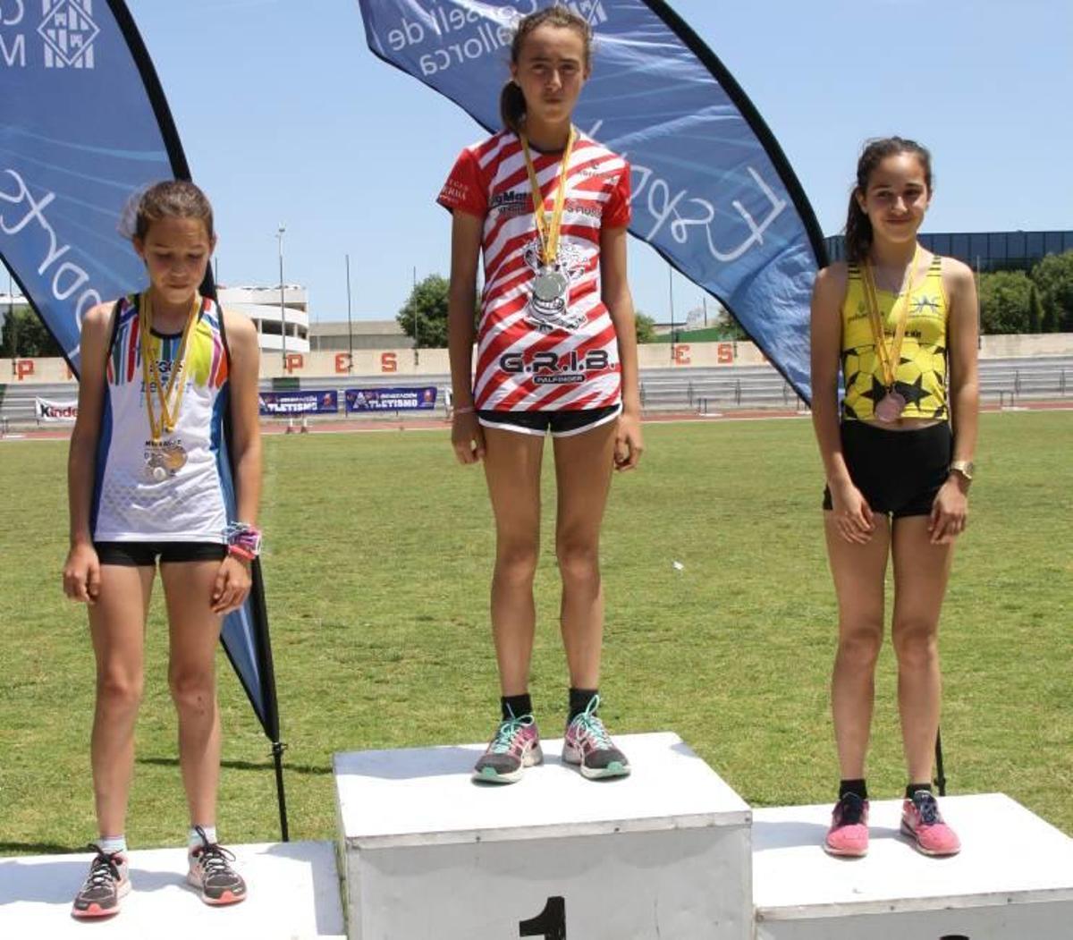 Daniel Castilla logra tres títulos en el Regional e Insular infantil