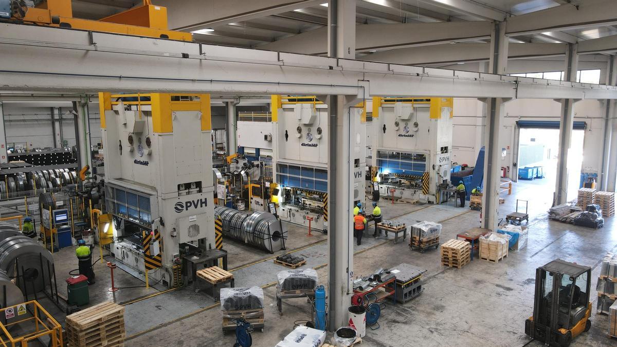 PVH construirá en Valencia la fábrica de estructuras para parques ...