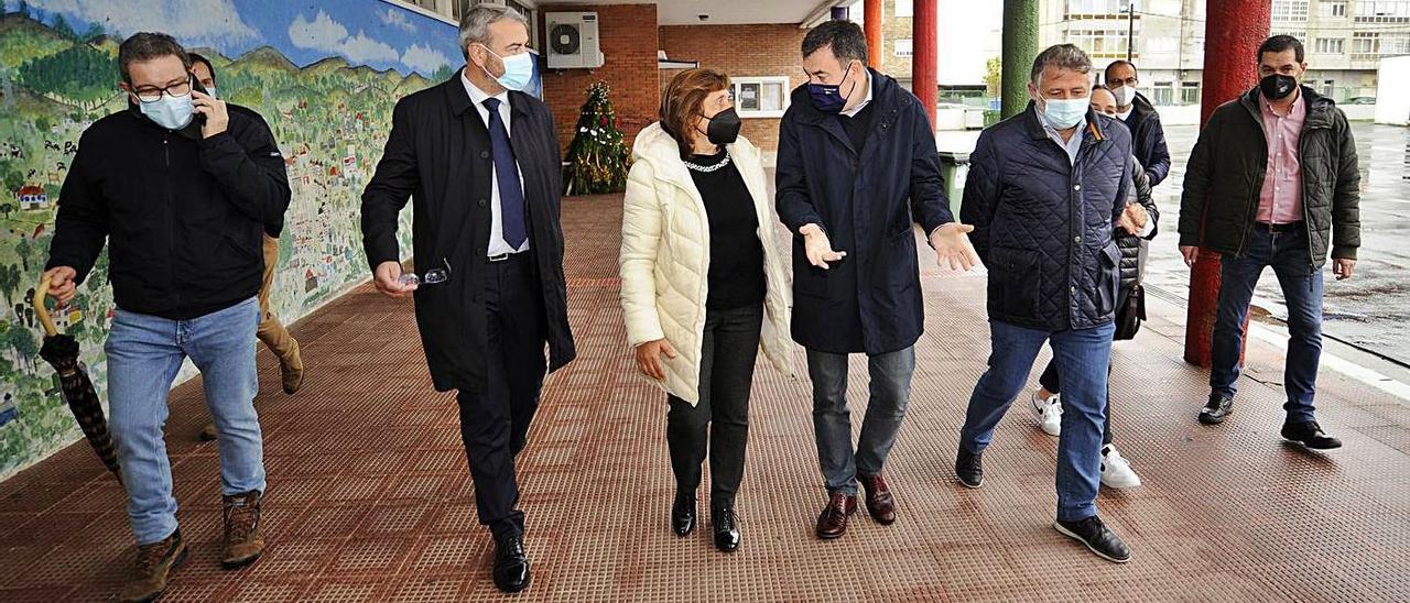 Educación destina 313.000 euros al CEIP de Dozón y 280.000 entre los ...