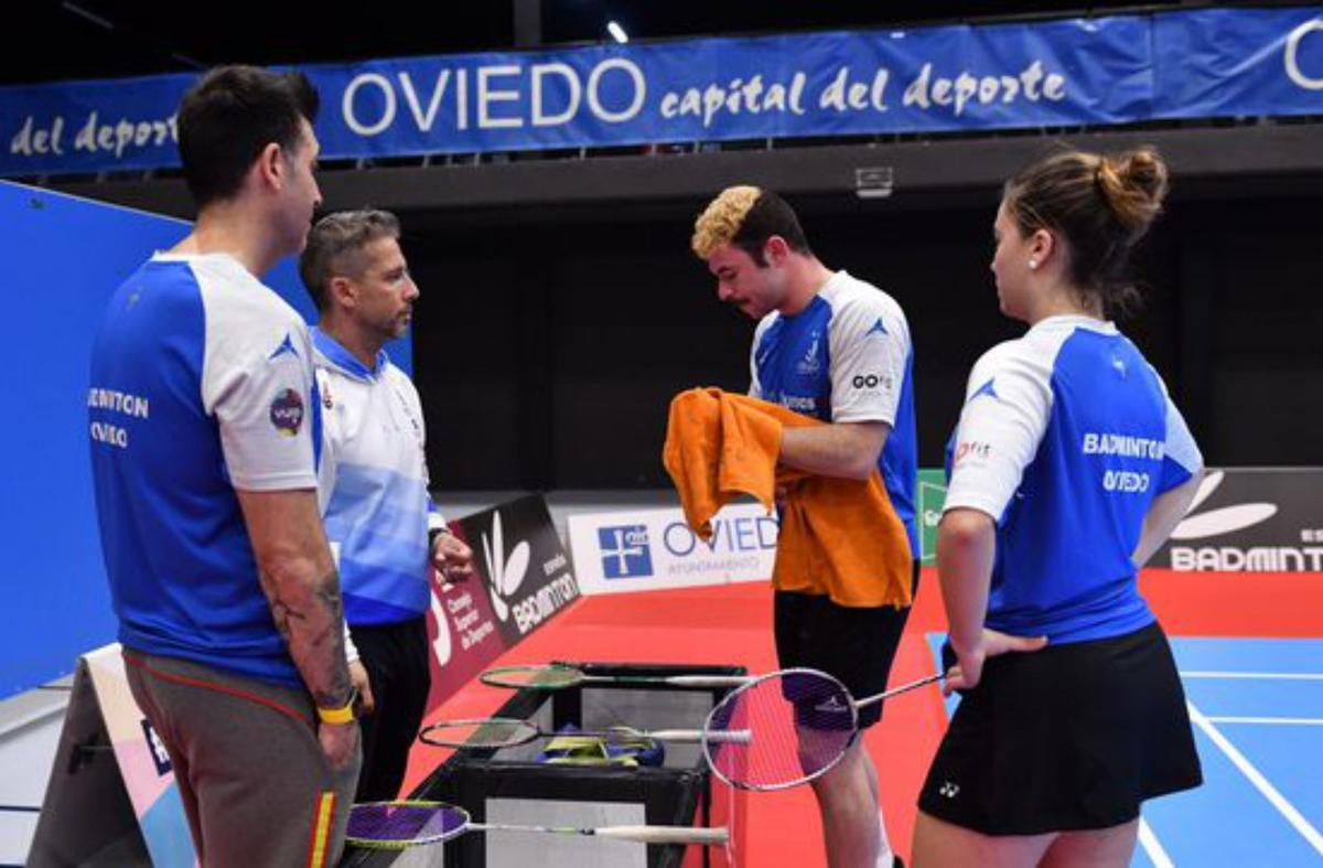 El Club Bádmingon Oviedo, donde hay sitio para todos