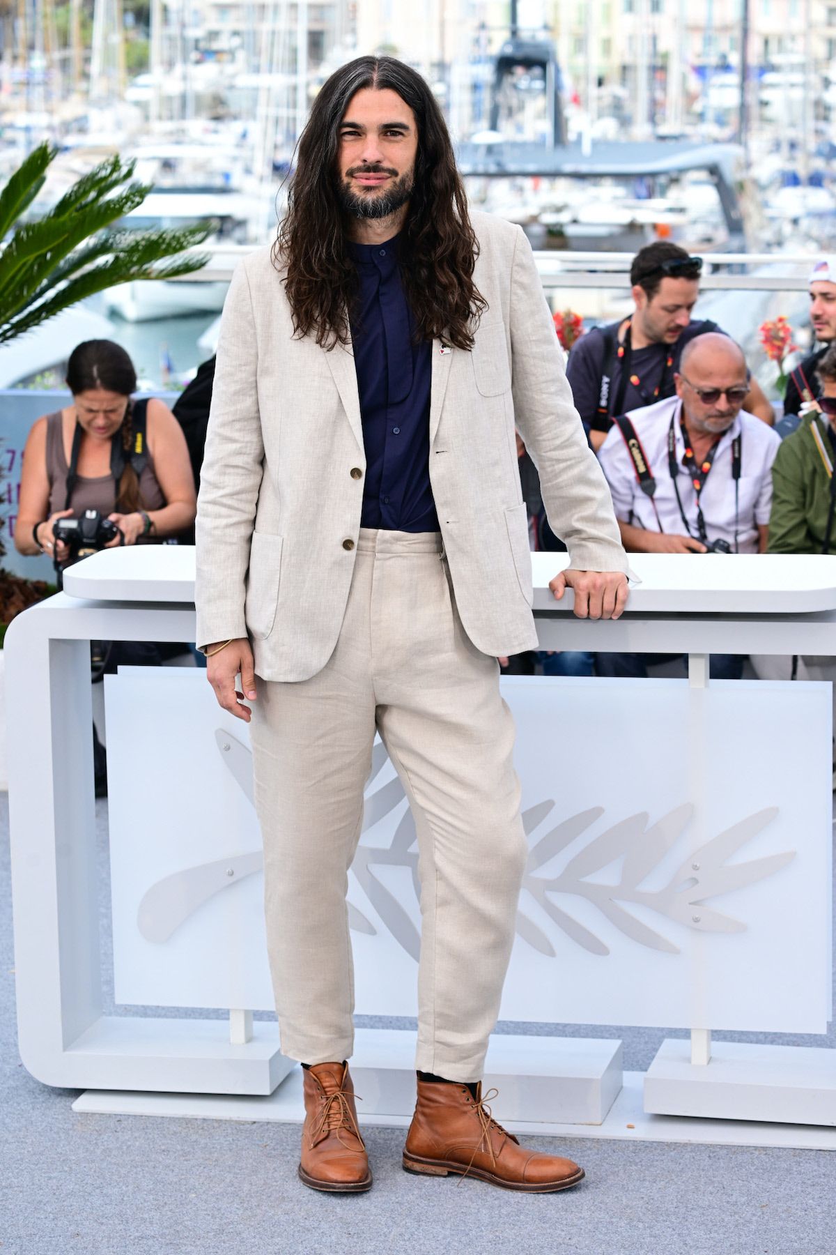 QUIÉN ES OLIVER LAXE Por qué todo el mundo habla de Oliver Laxe, el director español que ha ...