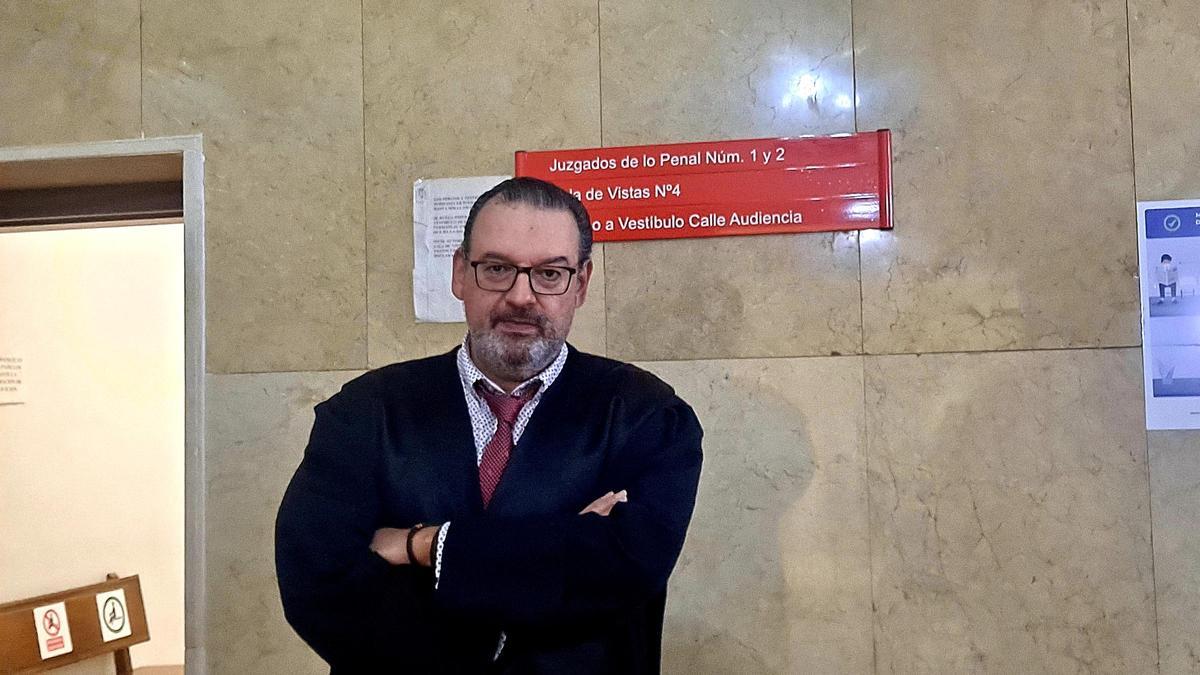 Suspendido el juicio por la presunta agresión a un funcionario de ...