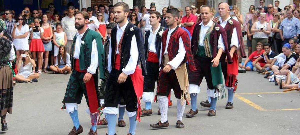 Pericote, el símbolo sagrado de Llanes