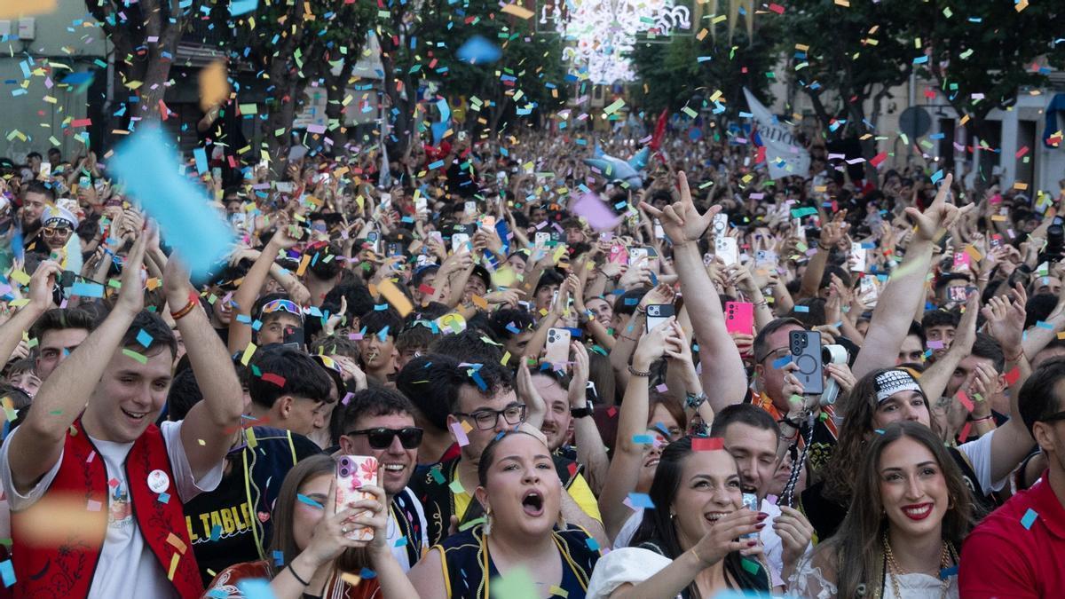 El pasodoble Idella vuelve a poner en pie a toda Elda