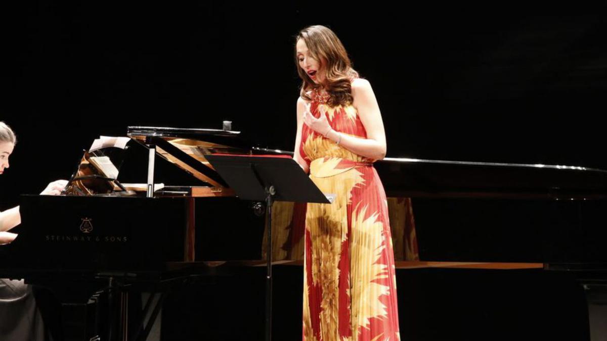 El Poex Gijón amplía su público con un aula para que la poesía llegue a ...