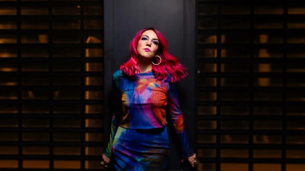 La cantante cordobesa Ana de Lois inicia una campaña de 'crowfounding ...