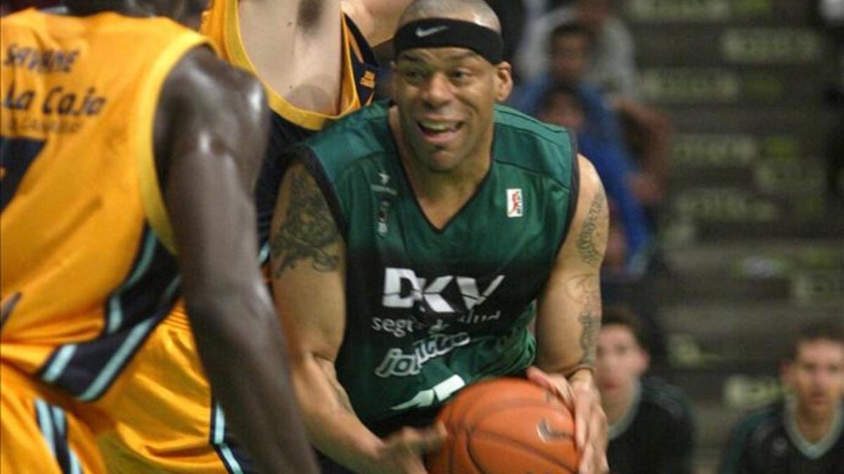 Fallece de manera repentina el ex NBA, Sean Rooks