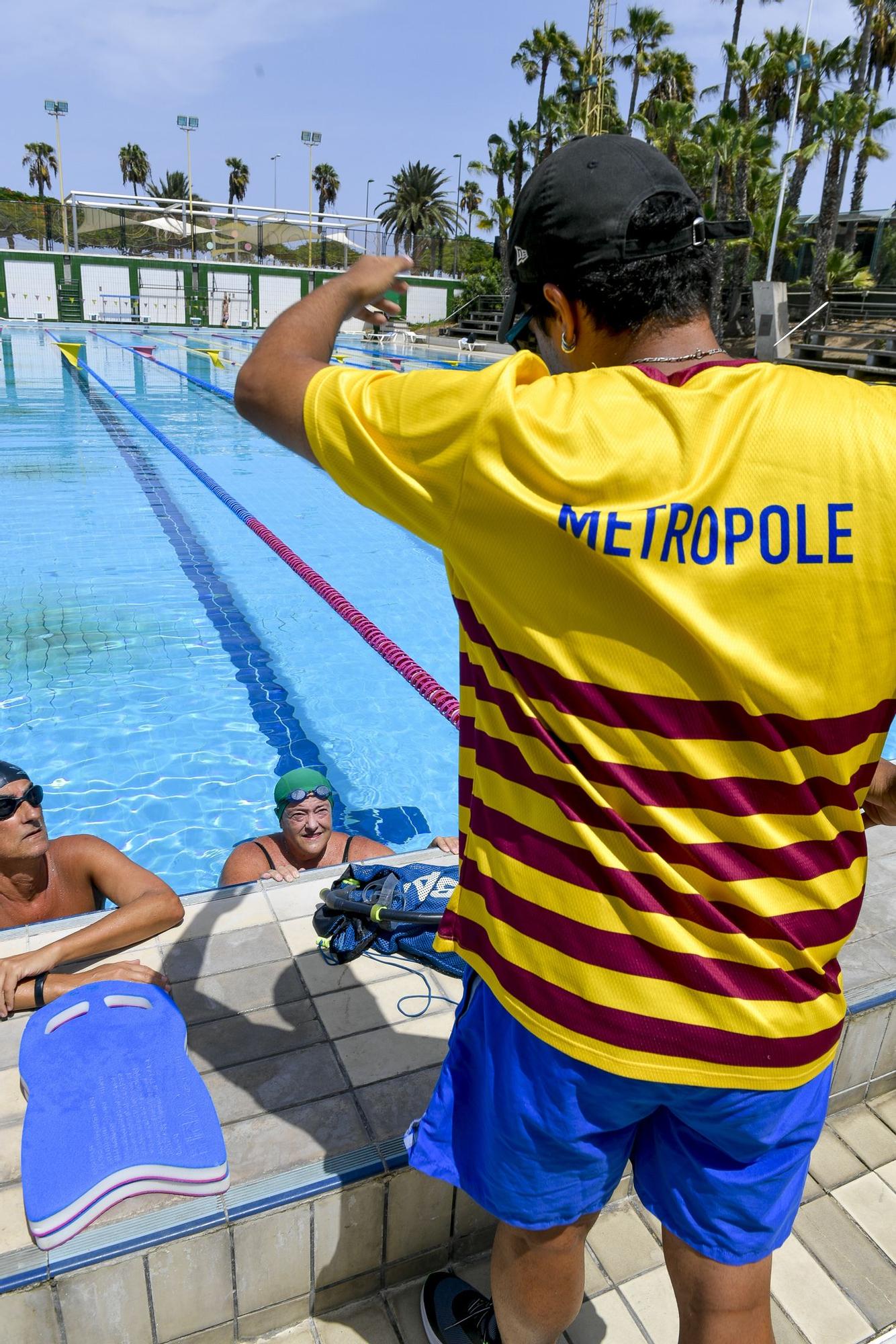 FOTOS: Clases de natación para adultos en Metropole