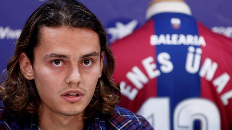 Enes Ünal regresa al Villarreal tras su cesión al Levante