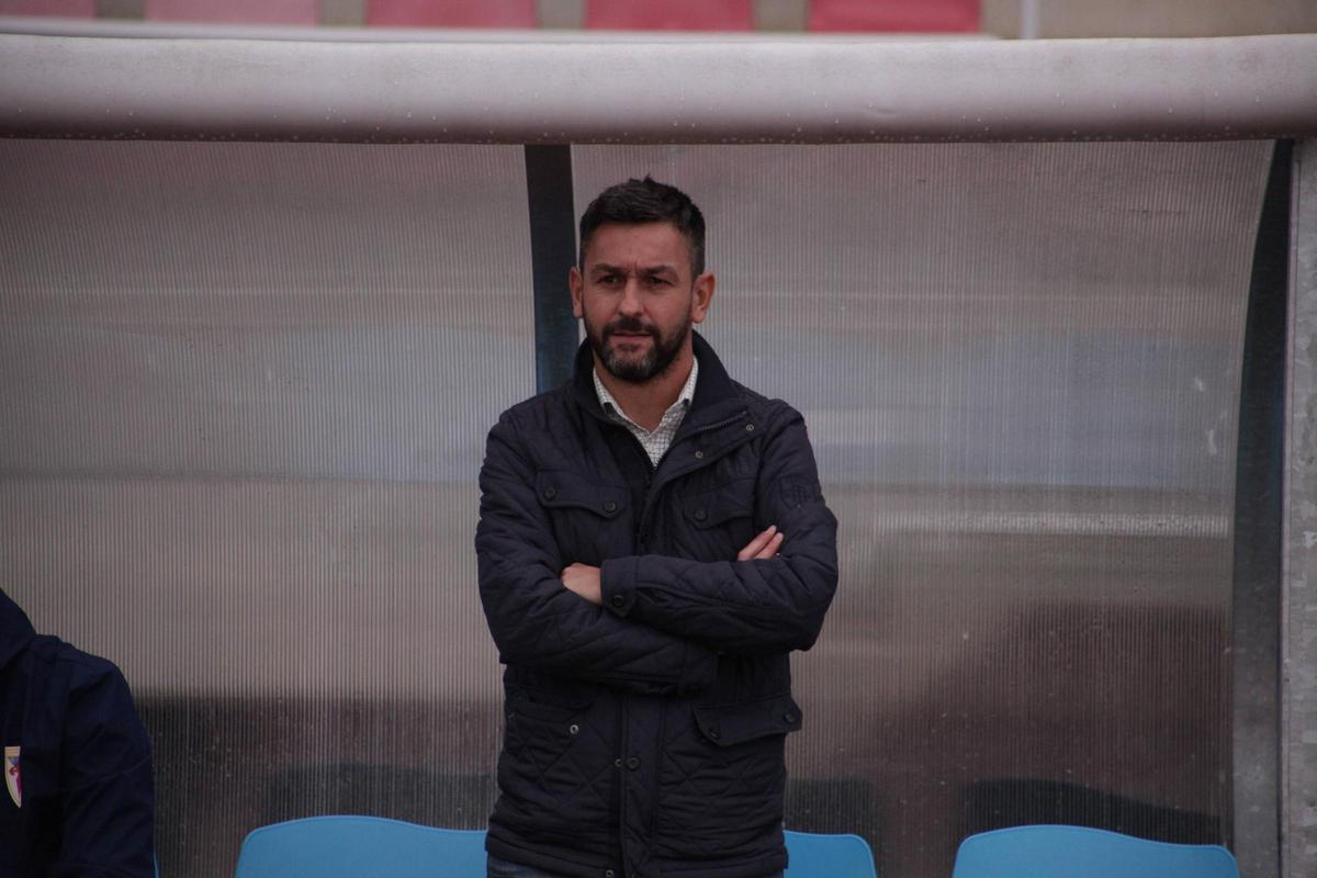 Míchel Alonso: “Voy a sacar el mejor once posible para competir y pasar ...
