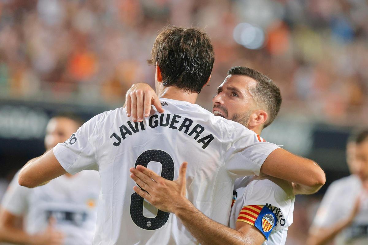 Valencia CF: Javi Guerra sobre su renovación: "Es lo que quería, creo ...