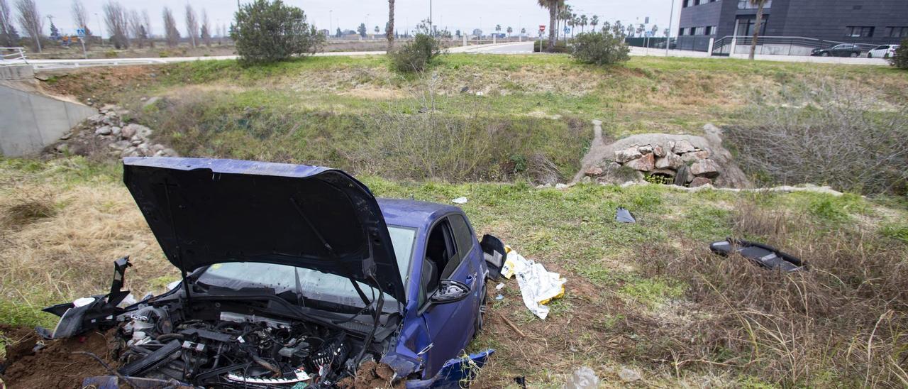 La policía investiga si una carrera ilegal está en el origen de otro grave accidente en la ...