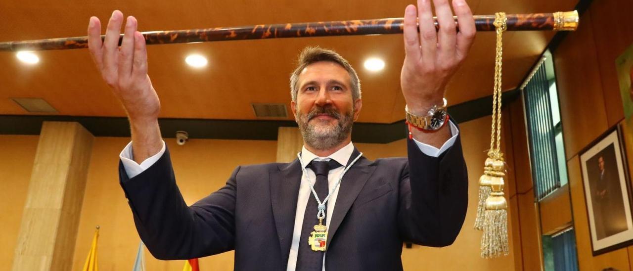 El BNG entrega la llave de la Alcaldia a Alberto Varela para formar “un ...