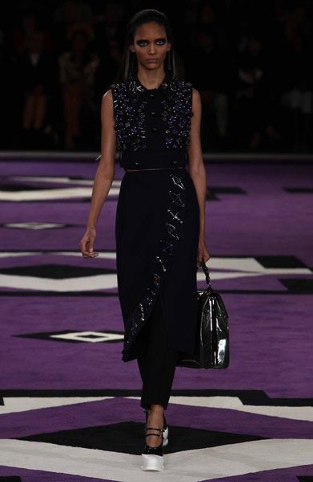 Prada y sus estampados geométricos en Milán - Woman