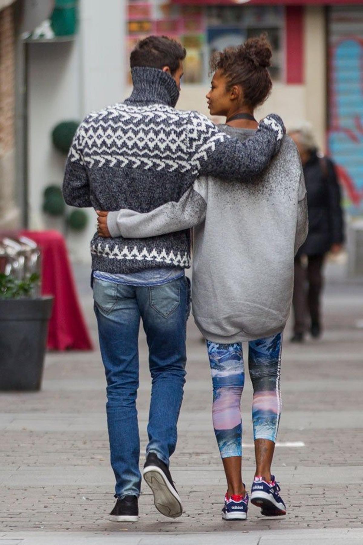 Mario Casas y Berta Vázquez, dos tortolitos por Madrid - Cuore