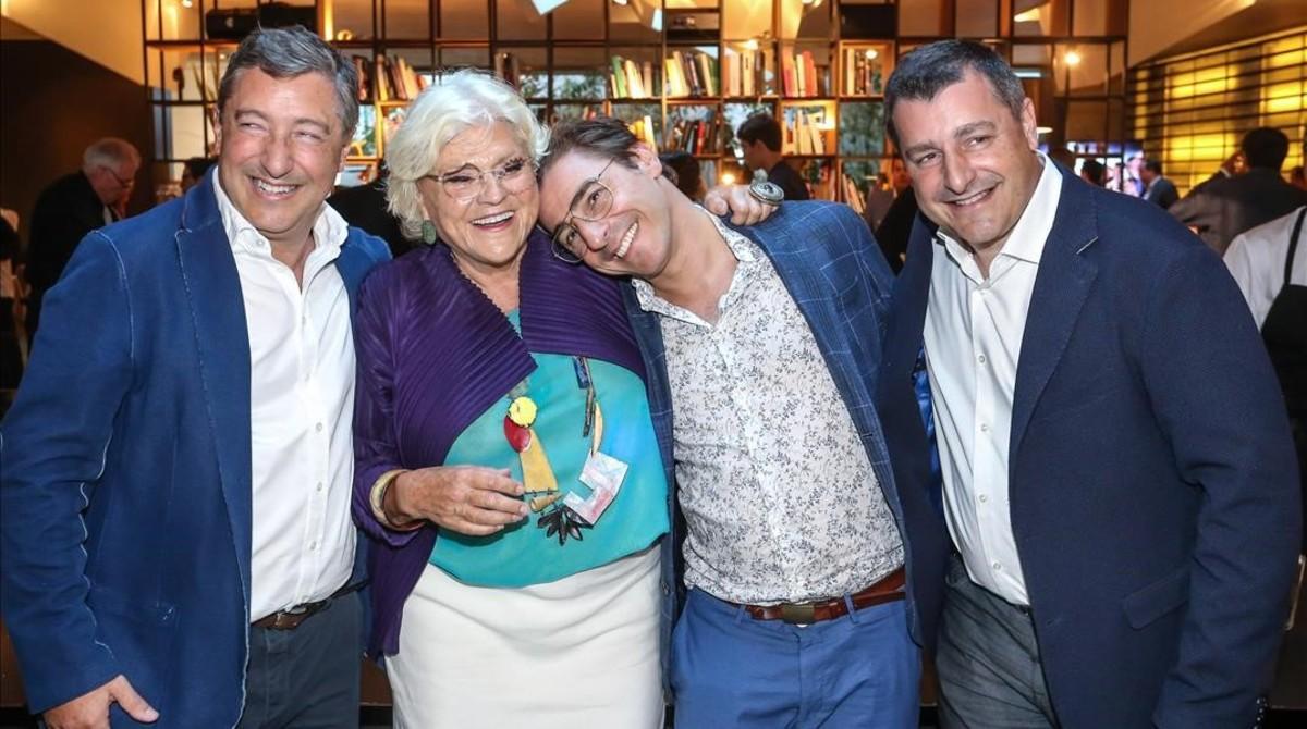 Rosa Esteva y los hermanos Roca se despiden del Omm a lo grande