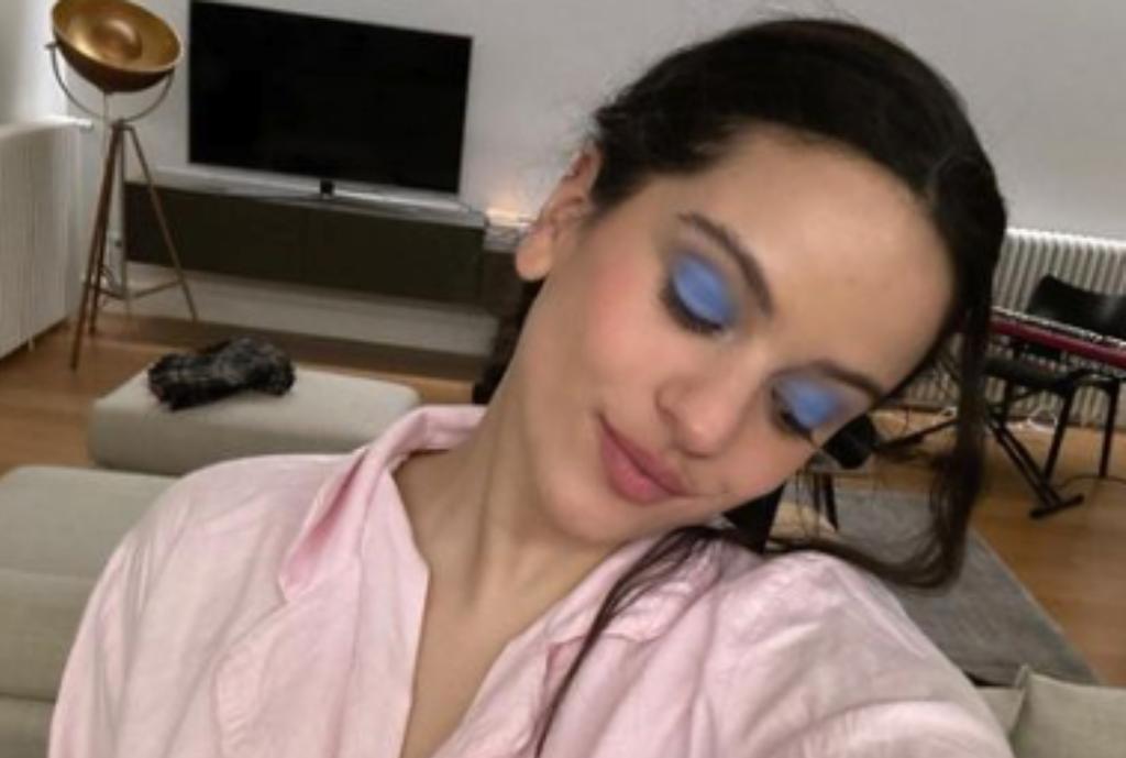 ROSALÍA SOMBRA OJOS | Su maquillaje será tendencia en tus ojos esta ...