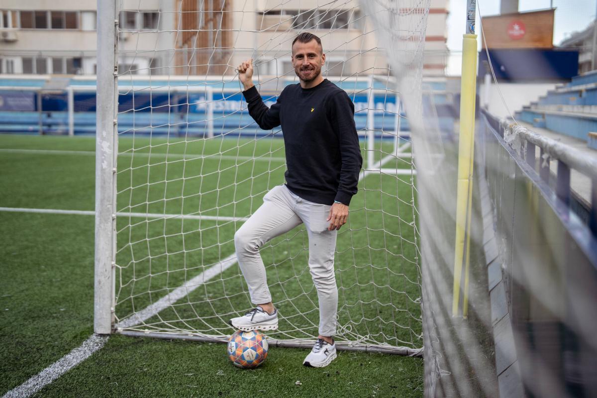 Álex Cano, capitán del CE Europa: "Intentamos alejarnos de las ...