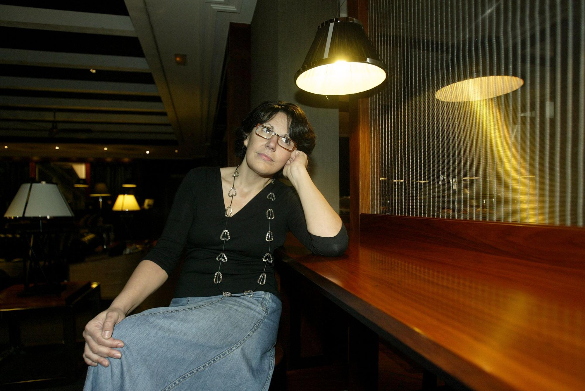 Crítica de 'La maestra y la Bestia', de Inma Monsó: víctimas ...