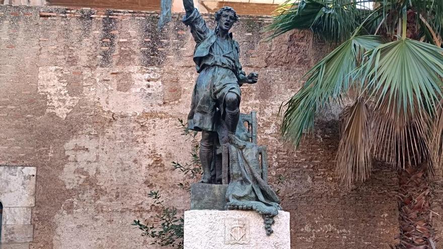 VALENCIA | Restaurada la icónica escultura del Palleter