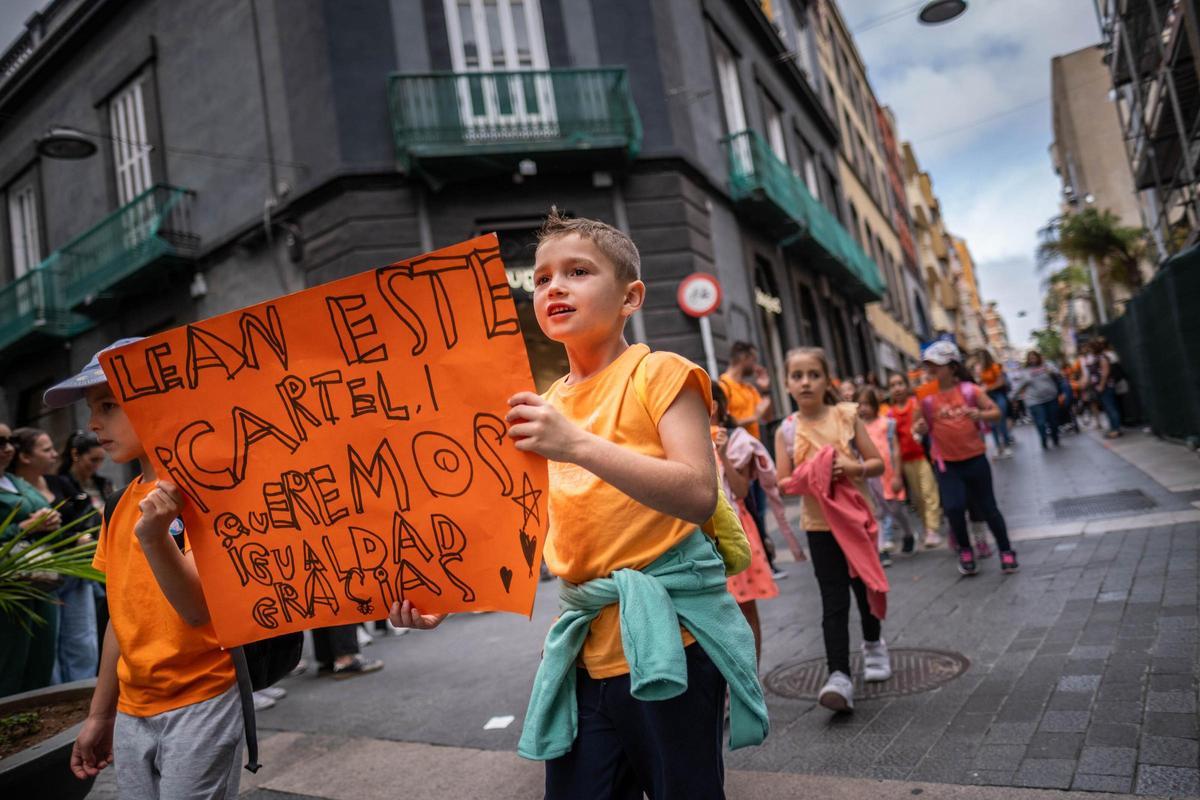 FOTOS: Caminata por la igualdad de los niños de Queremos Movernos