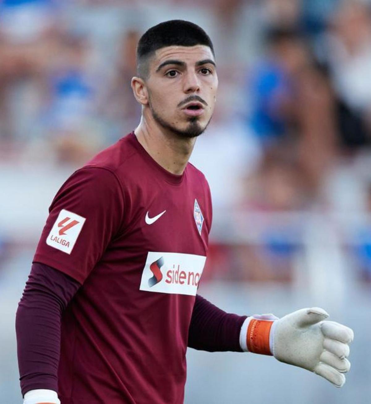 FC Cartagena | El sub-23 Pablo Cuñat, primer guardián del FC Cartagena