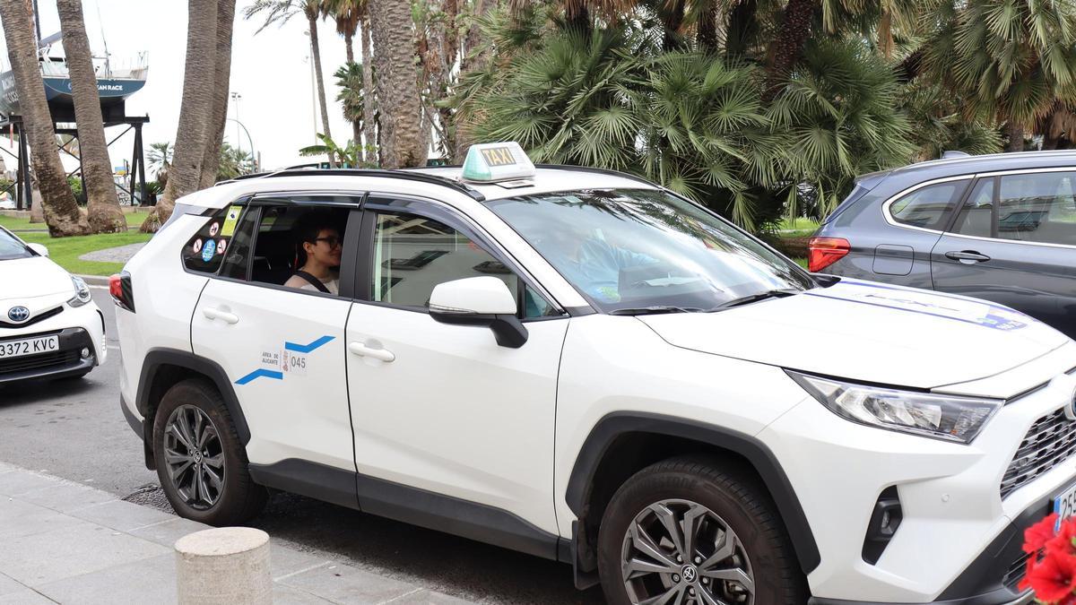 Ya puedes pedir tu taxi de siempre desde el móvil y moverte por ...