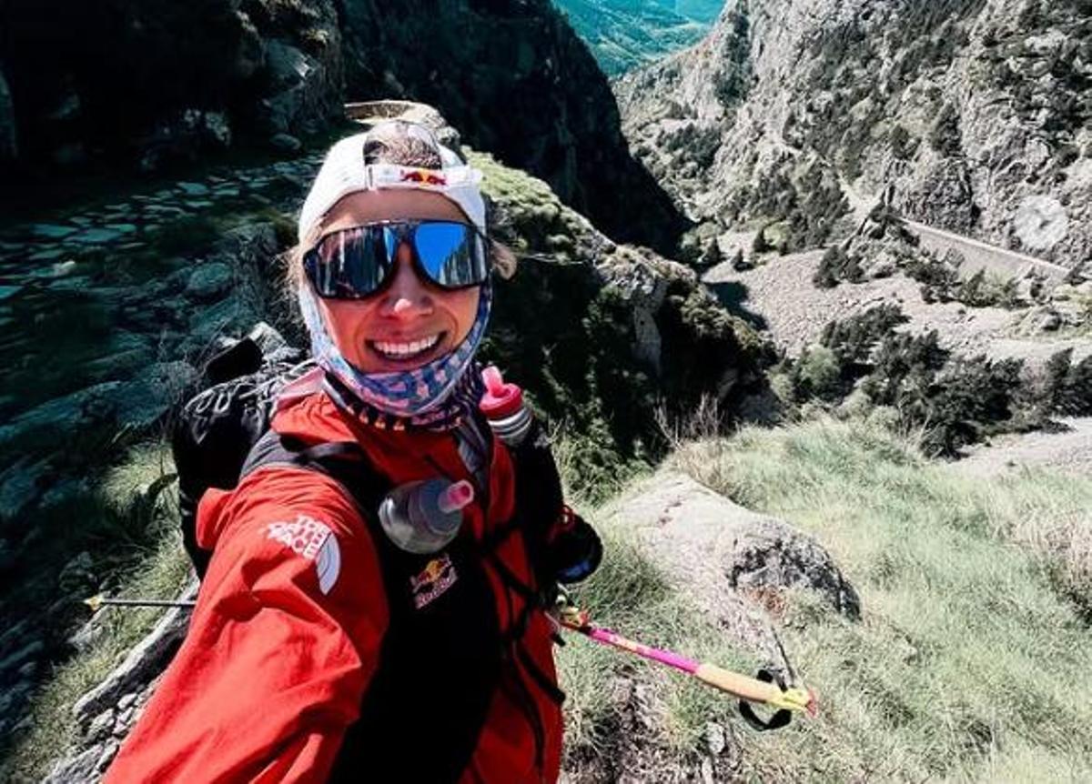 ¡Nuevo récord en el GR11! Fernanda Maciel completa la ruta en 12 días