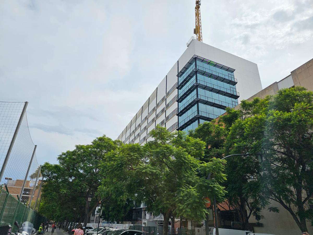 Así avanzan las obras del nuevo edificio de hospitalización del Clínico con 181 habitaciones