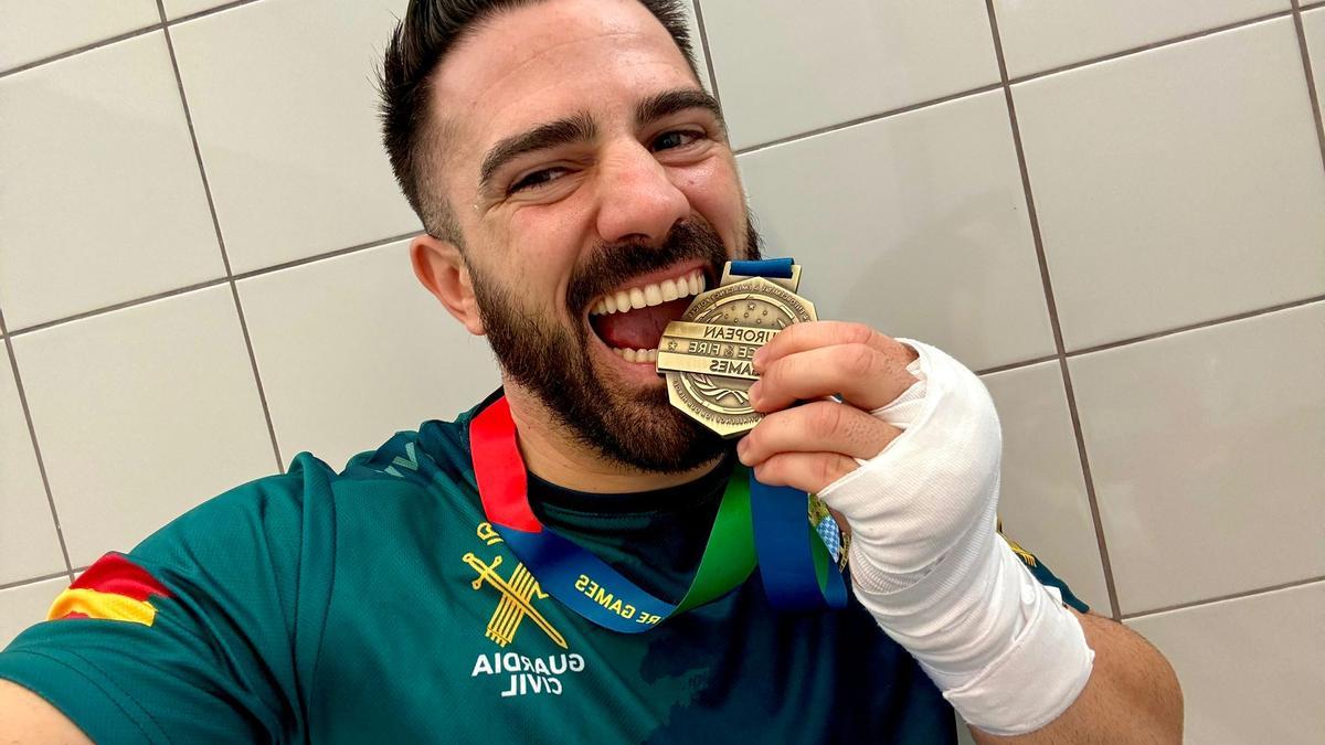 KICKBOXING ANTONIO PONCE ORO | El guardia civil cordobés Antonio Ponce ...