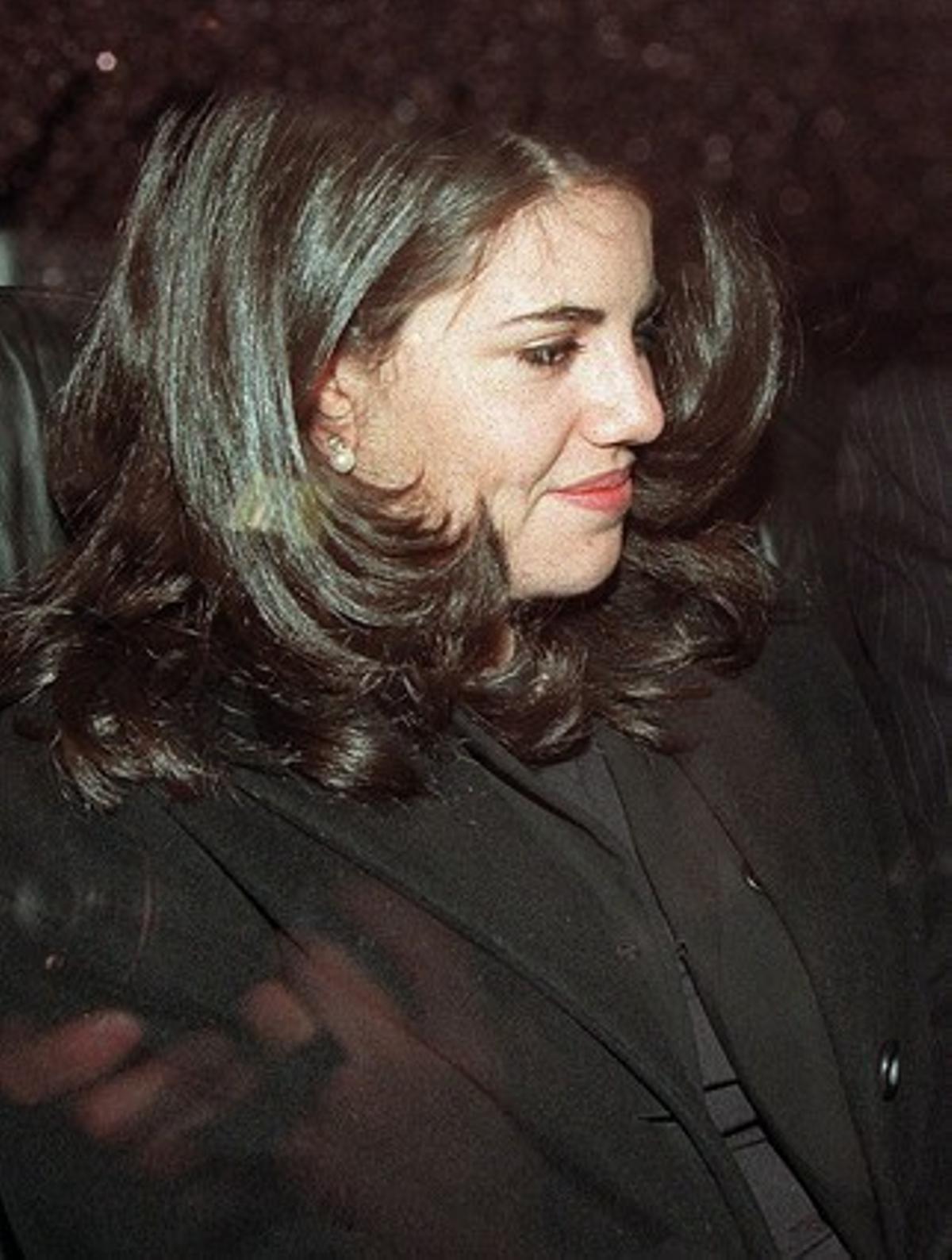 Lewinsky insiste en que la relación con Clinton fue consentida
