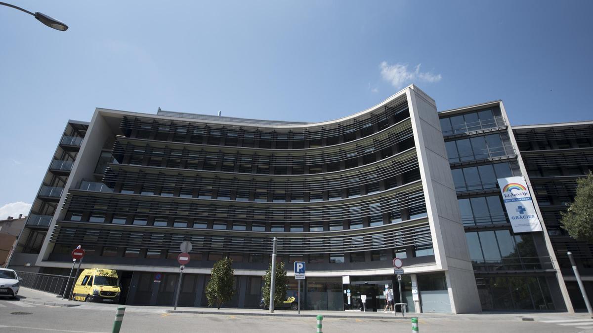 L'atenció mèdica a primària i a cirurgia hospitalària escurça els ...