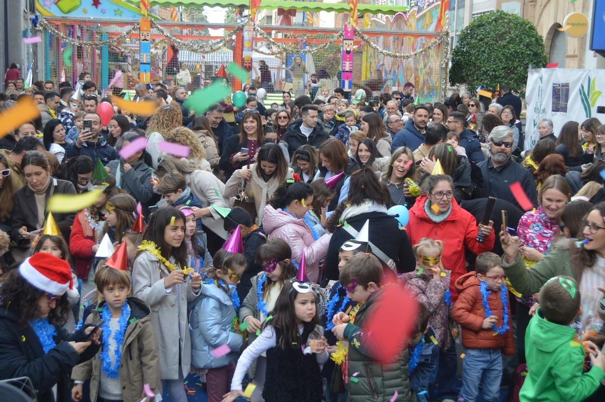Más de 3.000 personas, fuegos artificiales y euforia total: Vila-real ...