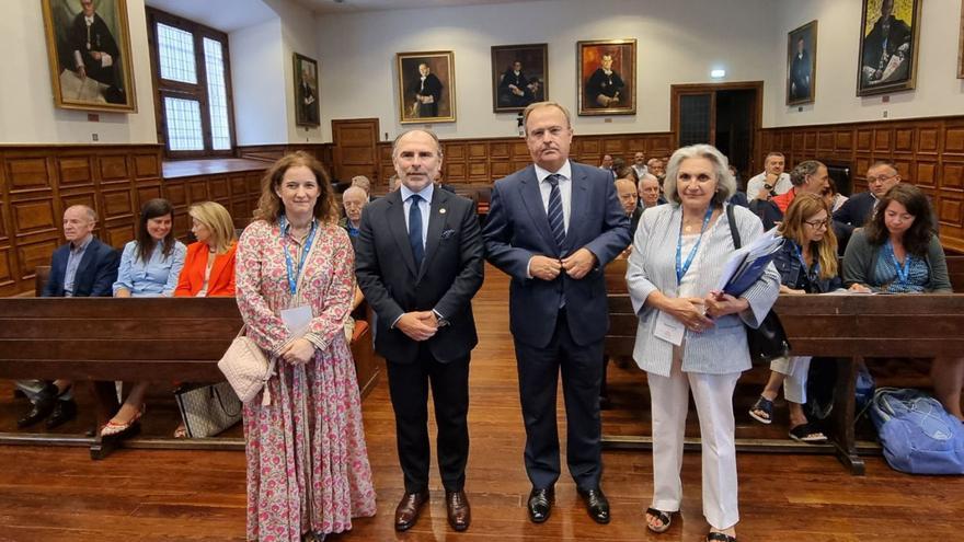 Junceda pone a Pérez de Ayala y a Ángel González como "ejemplo" para la relación con EE UU