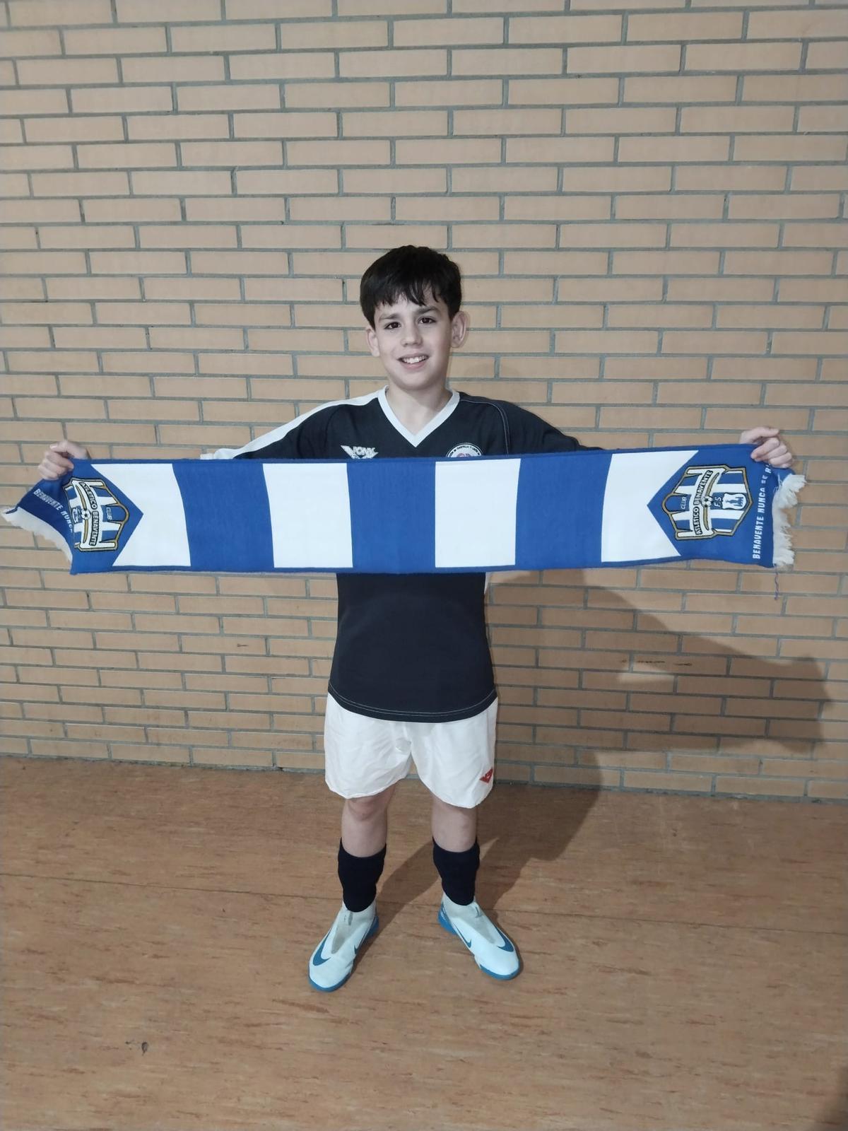 Hugo Torres, canterano del Atlético Benavente, participará en el ...