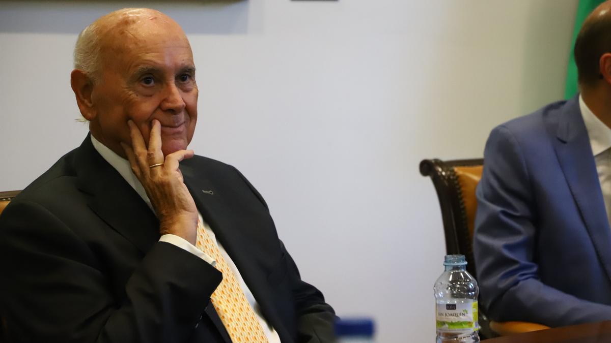 Homenaje al doctor Manuel Concha en el Palacio de Congresos de Córdoba ...